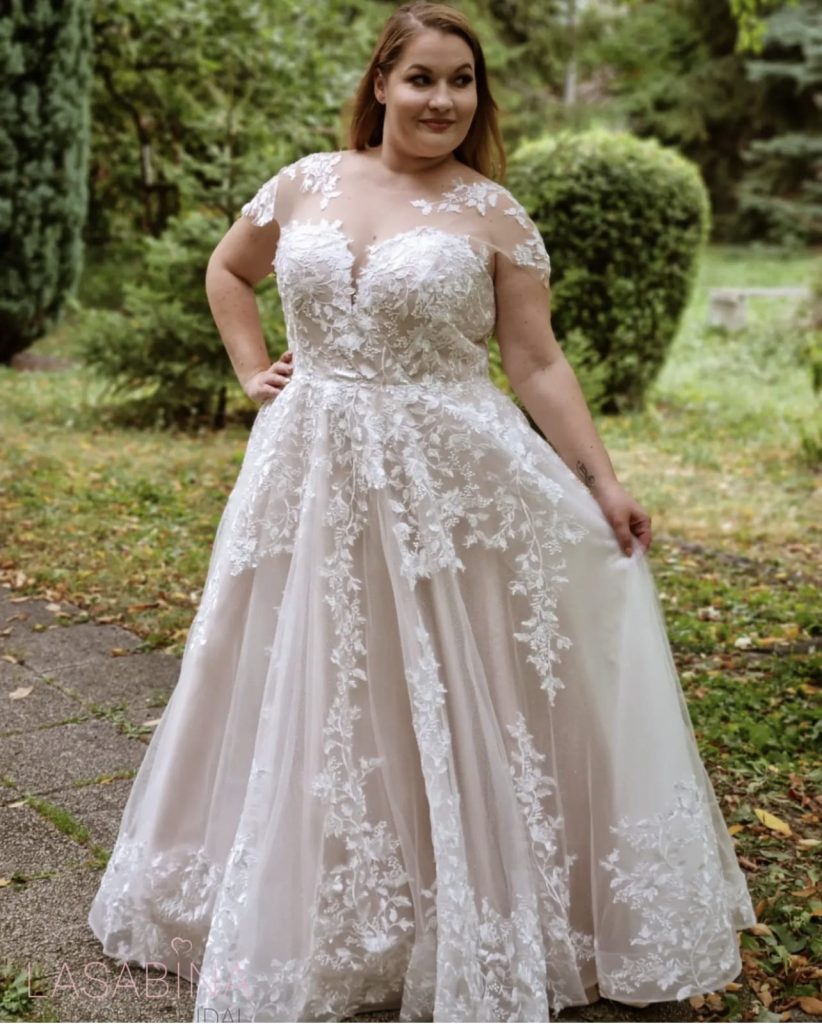 Curvy - hello brides